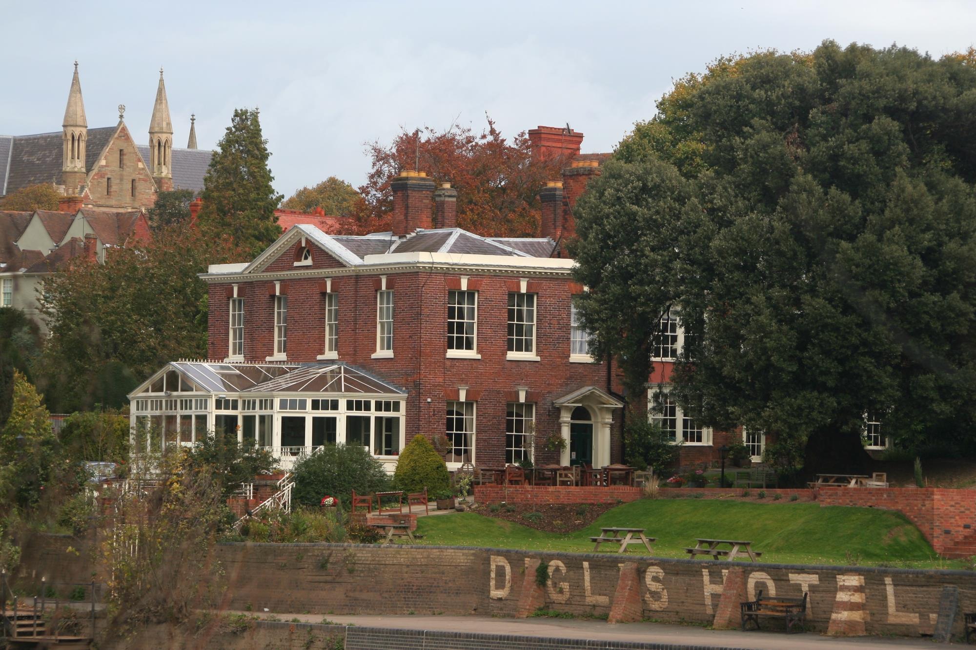 Diglis House Hotel - WASHCO Commercial Laundry with unrivalled support